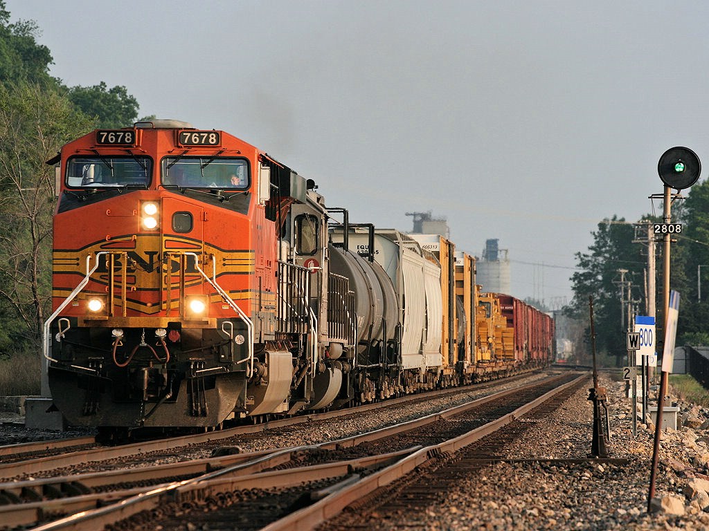BNSF 7678